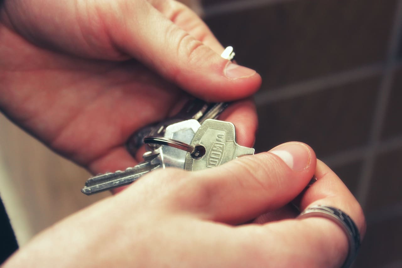 Who Else Has a Key to your House? | Carl Jarl Locksmiths | Omaha
